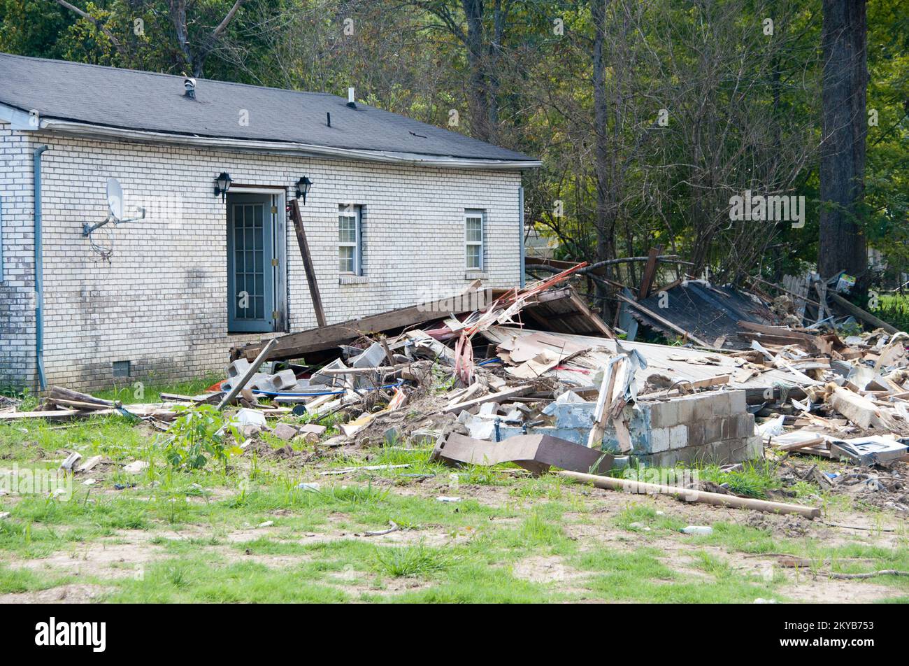 Damged home in Kentucky. Kentucky Severe Storms, Tornadoes, Straight ...