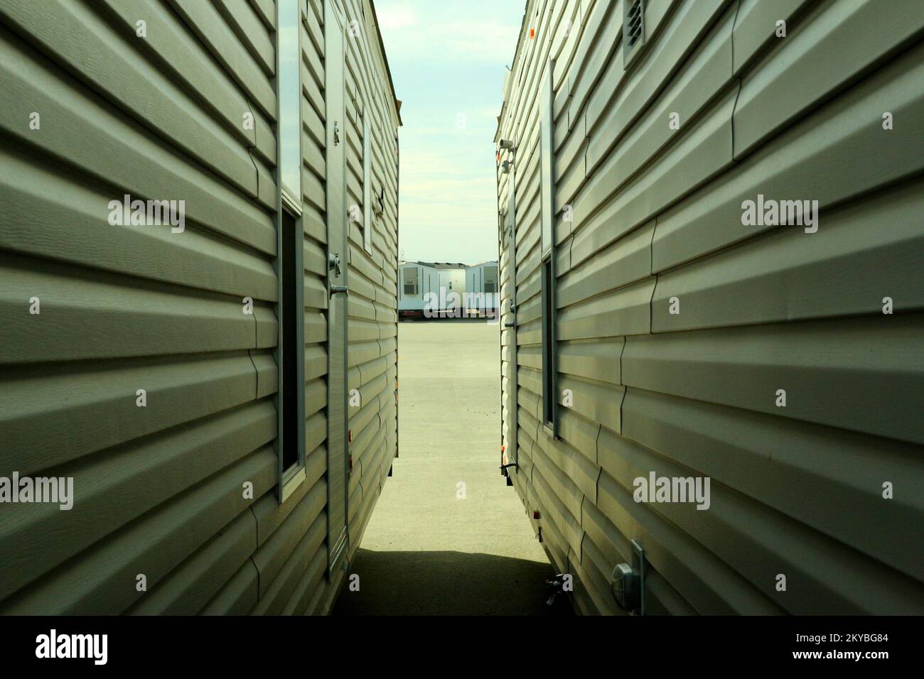 Emergency modular housing hi-res stock photography and images - Alamy