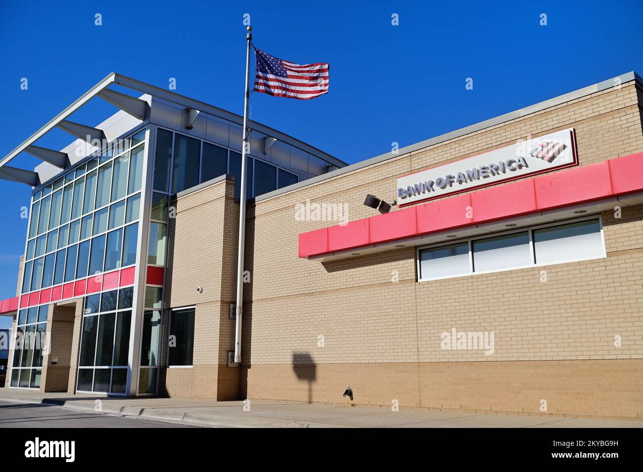 Chicago, Illinois, USA. A neighborhood Bank of America branch location ...
