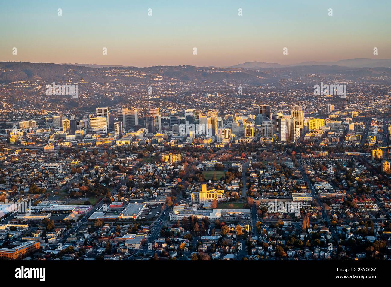 Aerial shots of Oakland, California Stock Photo - Alamy