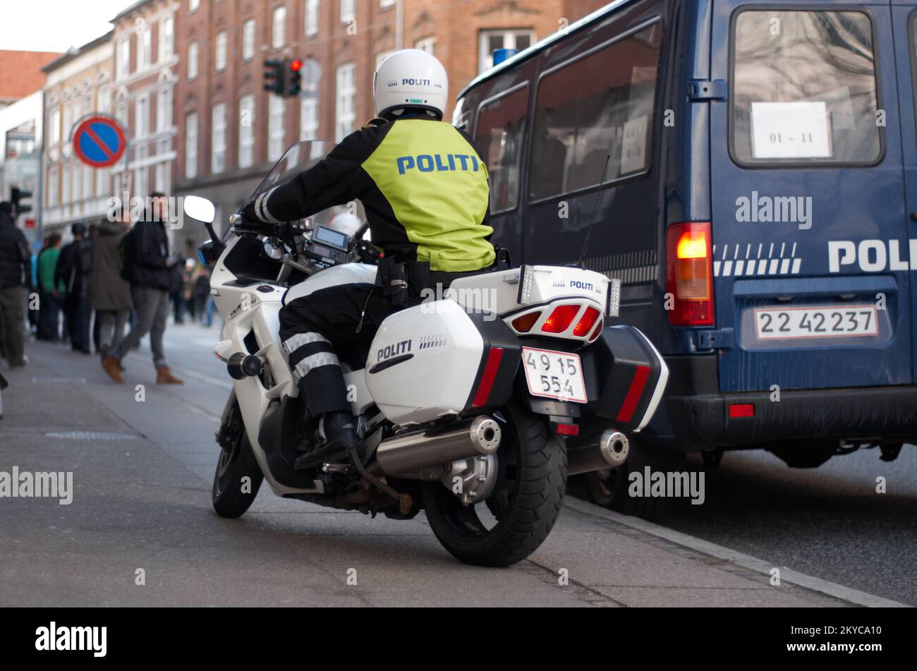 Motorcycle cop profession hi-res stock photography and images - Alamy