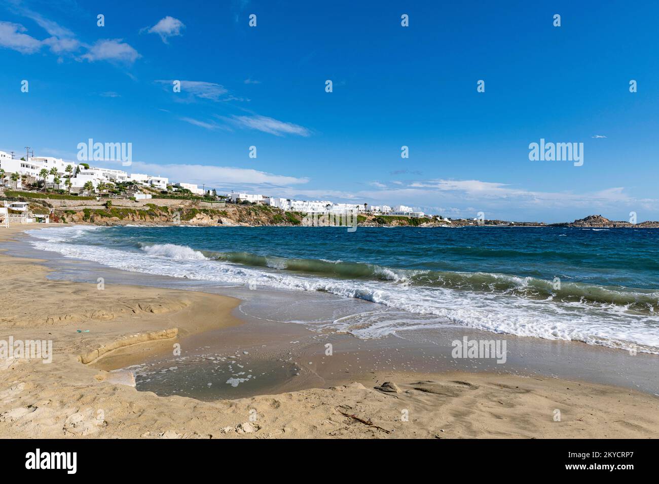 Paralia Psarou beach, Mykonos, Greece Stock Photo - Alamy