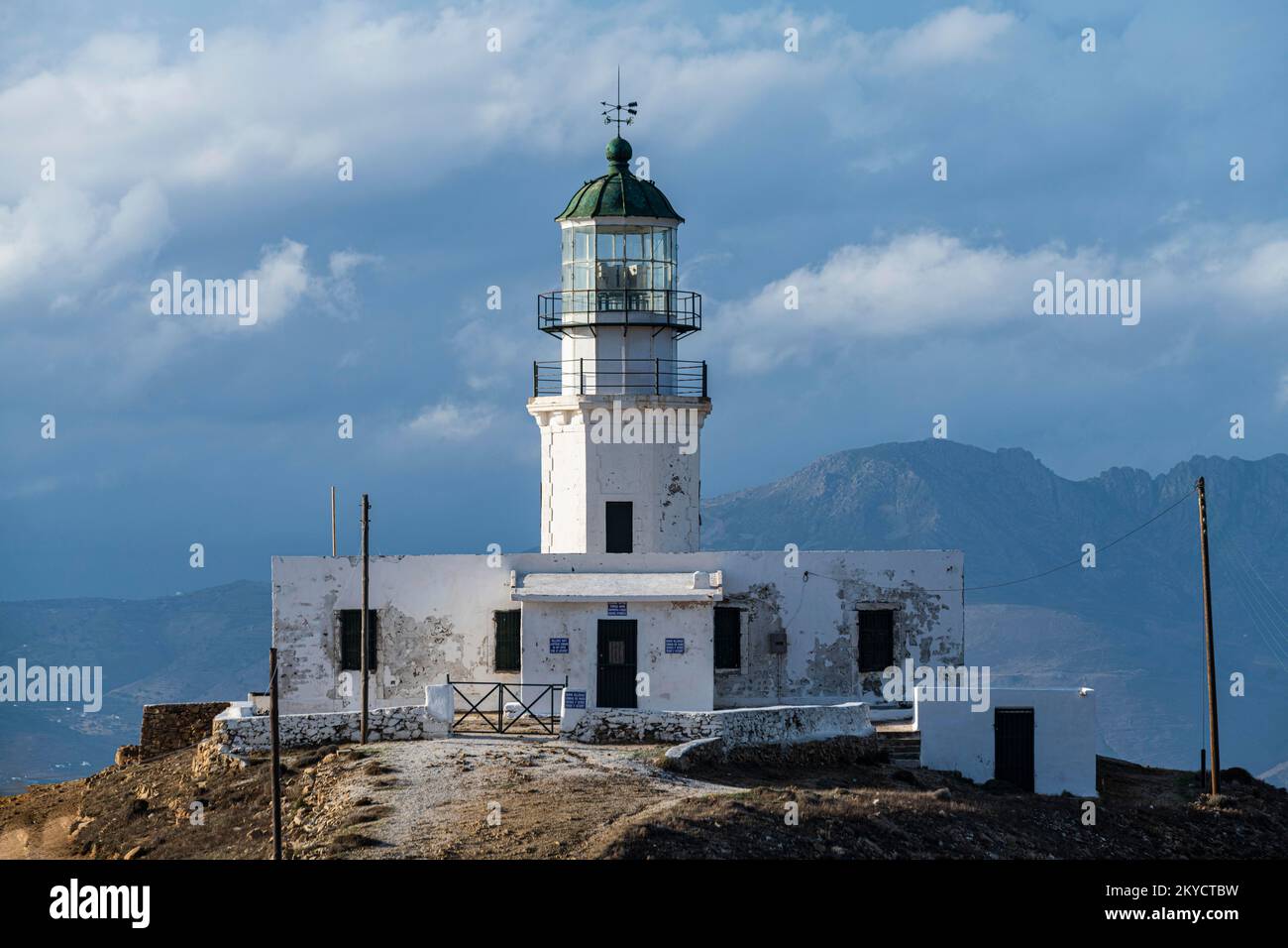 Armenistis Lighthouse, Mykonos, Greece Stock Photo - Alamy