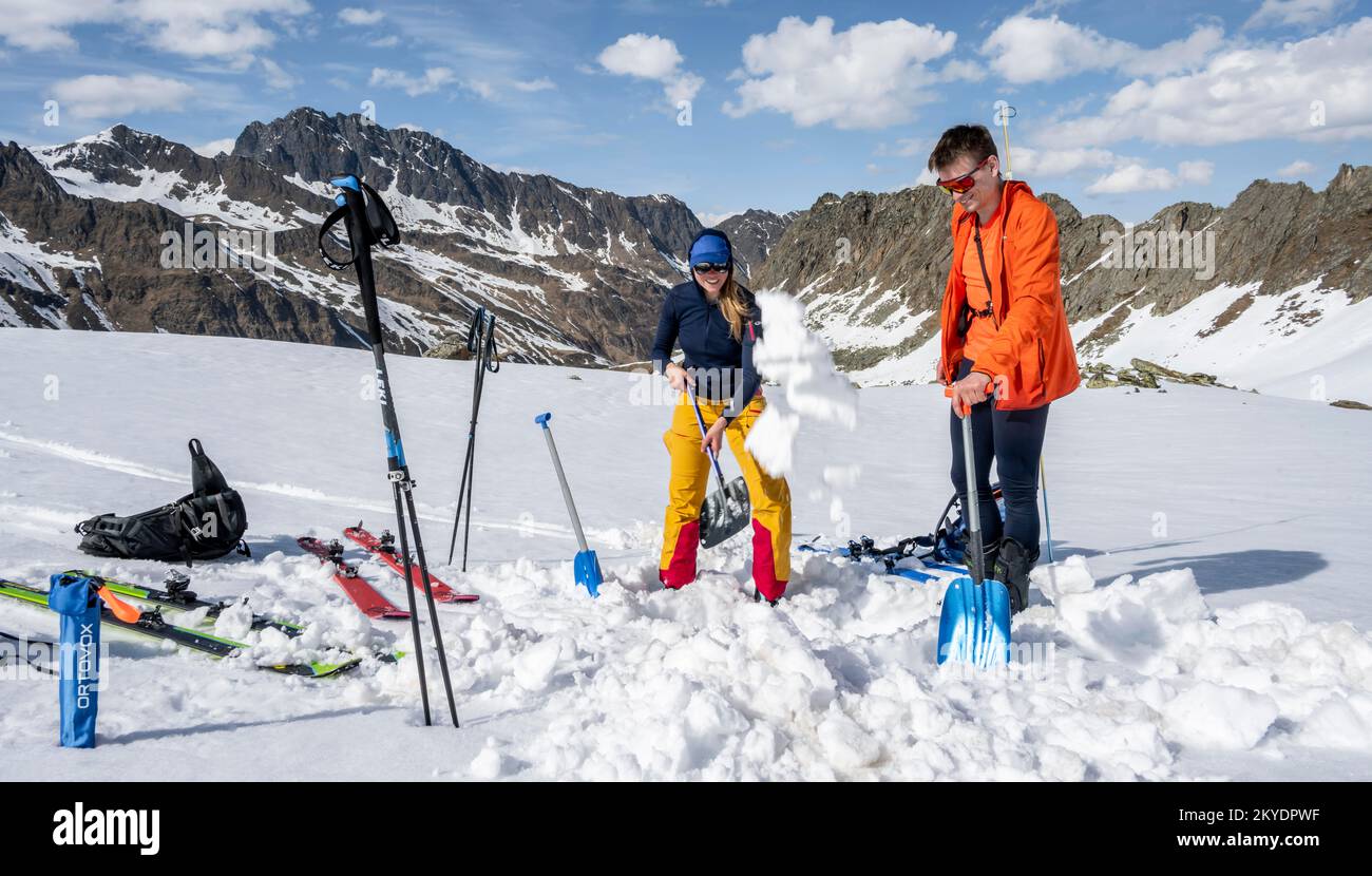 Risk awareness hi-res stock photography and images - Alamy