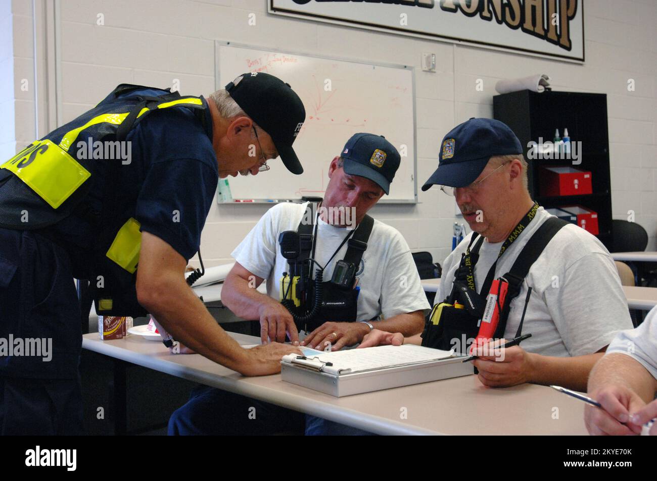 Members fema search rescue team hi-res stock photography and images - Alamy