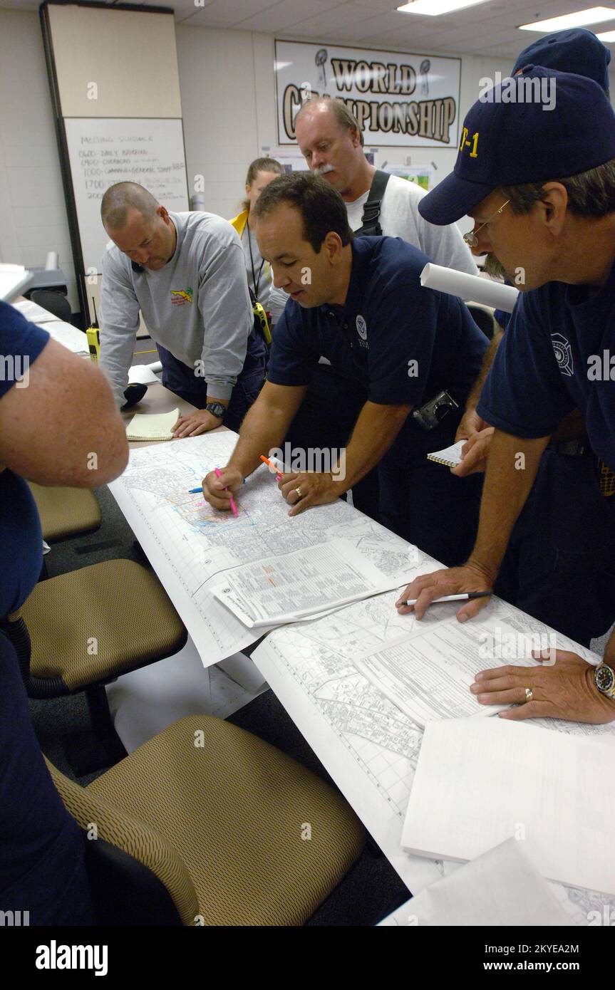 Hurricane Katrina, New Orleans, LA, September 5, 2005 -- Members of the ...