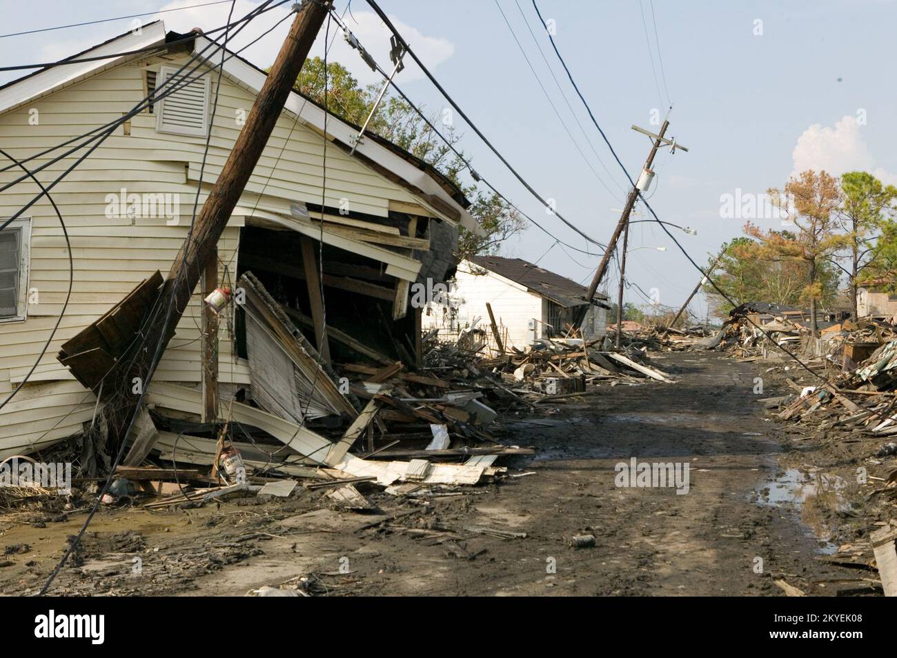 Hurricane Katrina, New Orleans, LA., 9/18/2005-- Damage to homes and ...