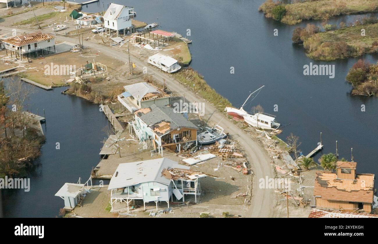 Hurricane Katrina, Christian Pass, MS., 9/19/2005 -- Aerial view of ...