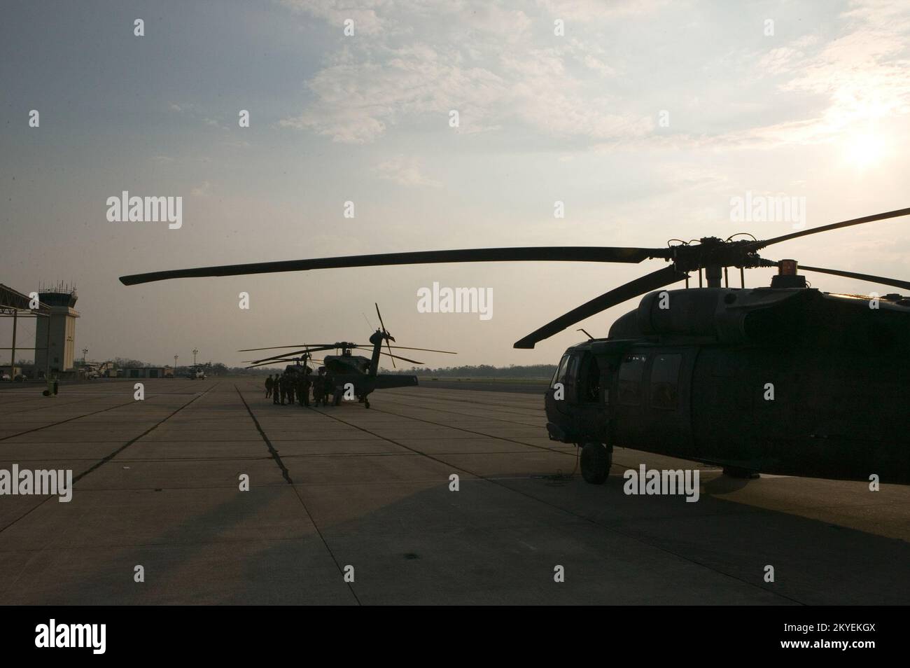Hurricane katrina aerial hi-res stock photography and images - Alamy