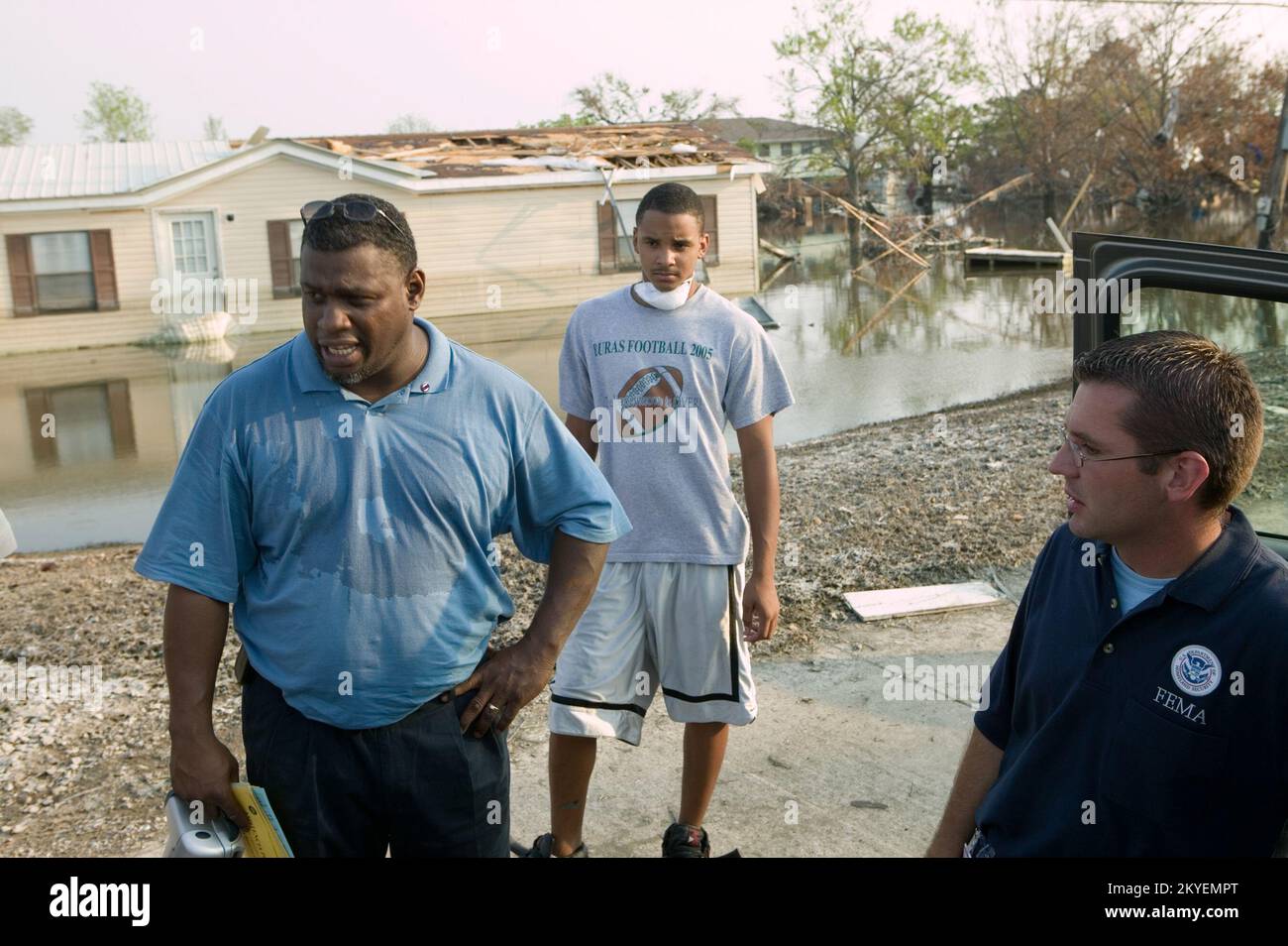 Hurricane Katrina, Plaquemines Parish, LA., 9/21/2005 -- FEMA Logistics ...