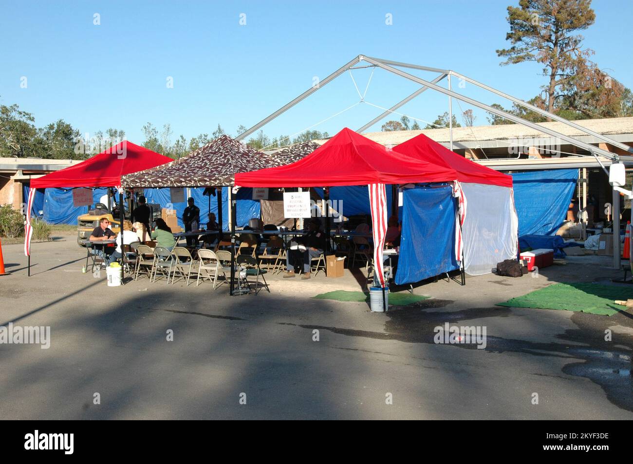 Fema tents hi-res stock photography and images - Alamy