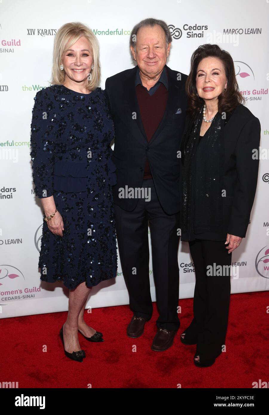 30 November 2022 -Beverly Hills, California - Nadine Schiff-Rosen, Fred ...