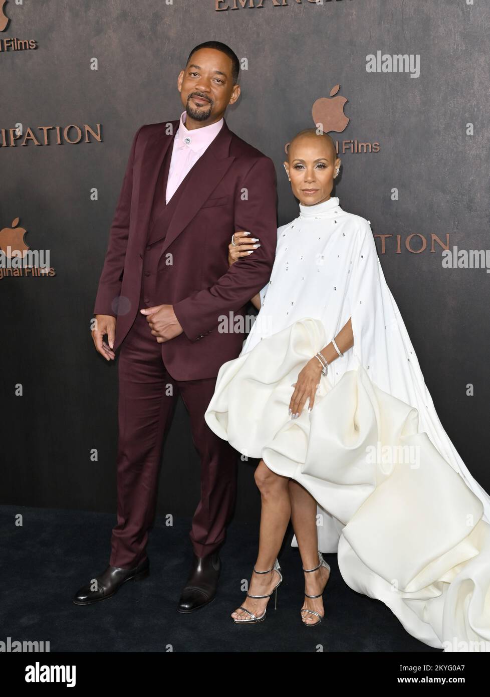 Los Angeles, USA. 30th Nov, 2022. Will Smith & Jada Pinkett Smith at the premiere for ...