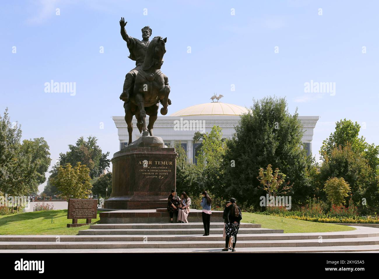 Statue of Amir Temur (1336-1405), Amir Temur Square, Central Tashkent ...