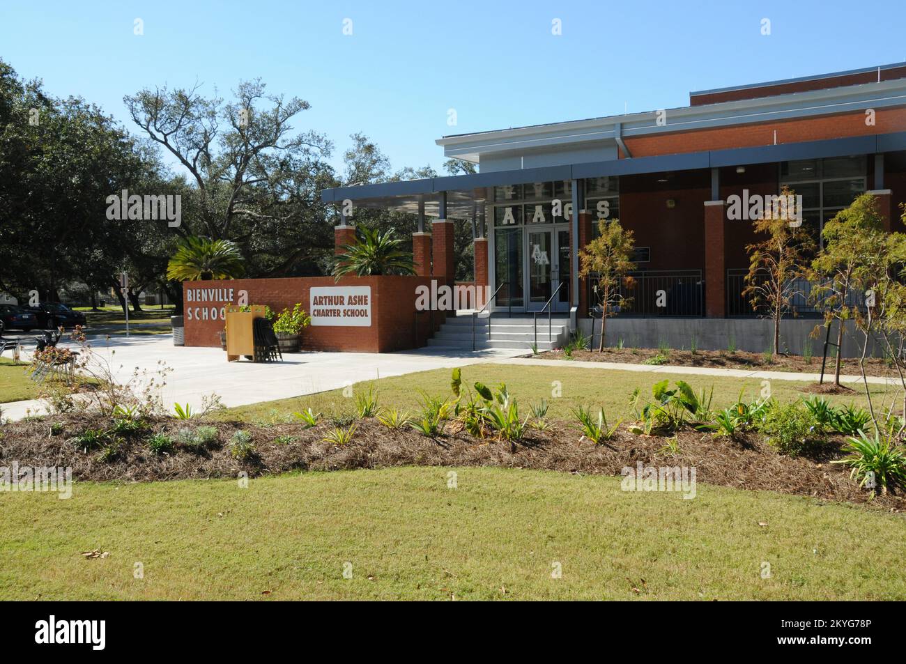School library media programs hi-res stock photography and images - Alamy