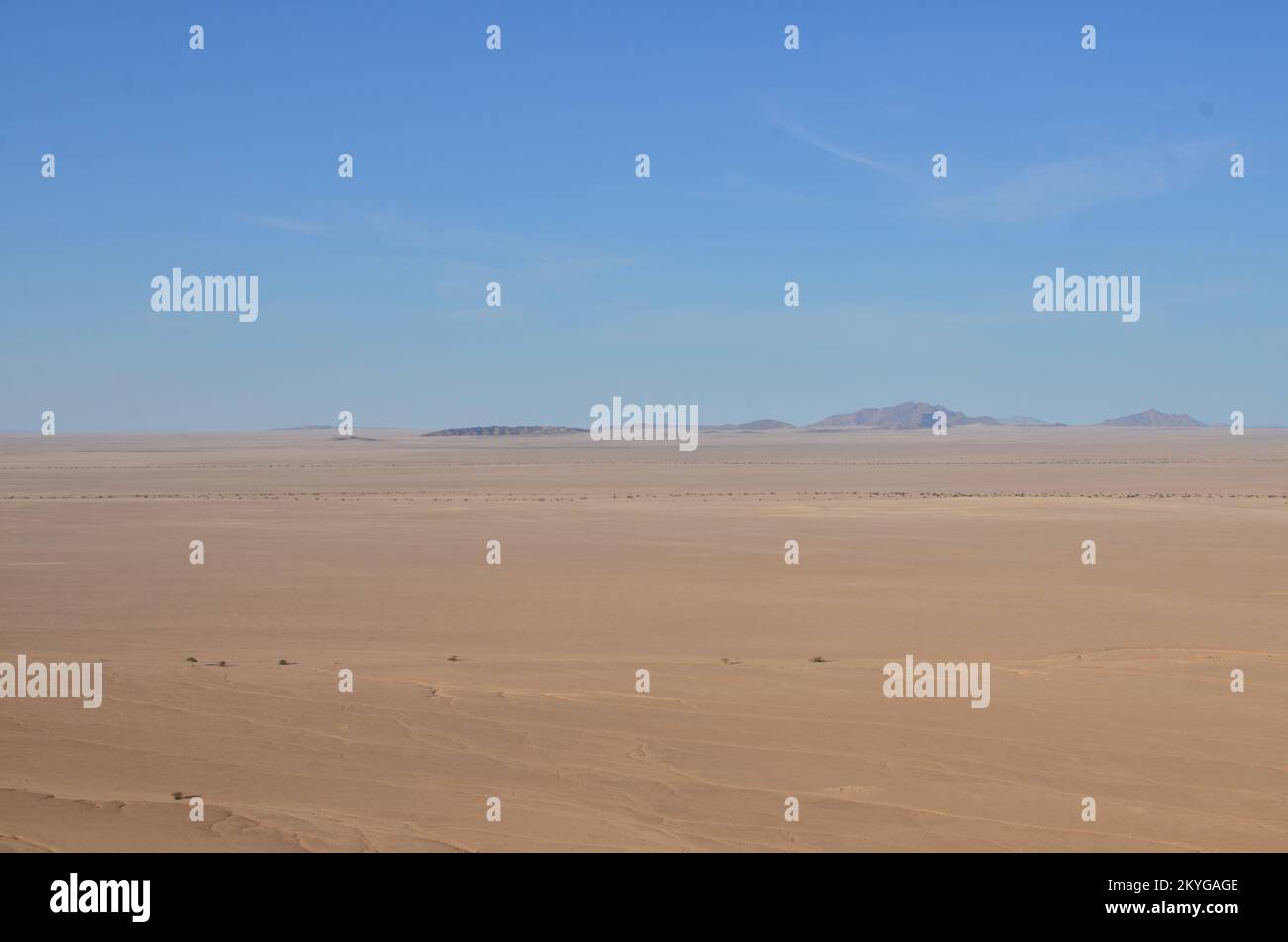 mirabib lonely scenic Granit Rock in the Desert Panorama sunrise Stock ...
