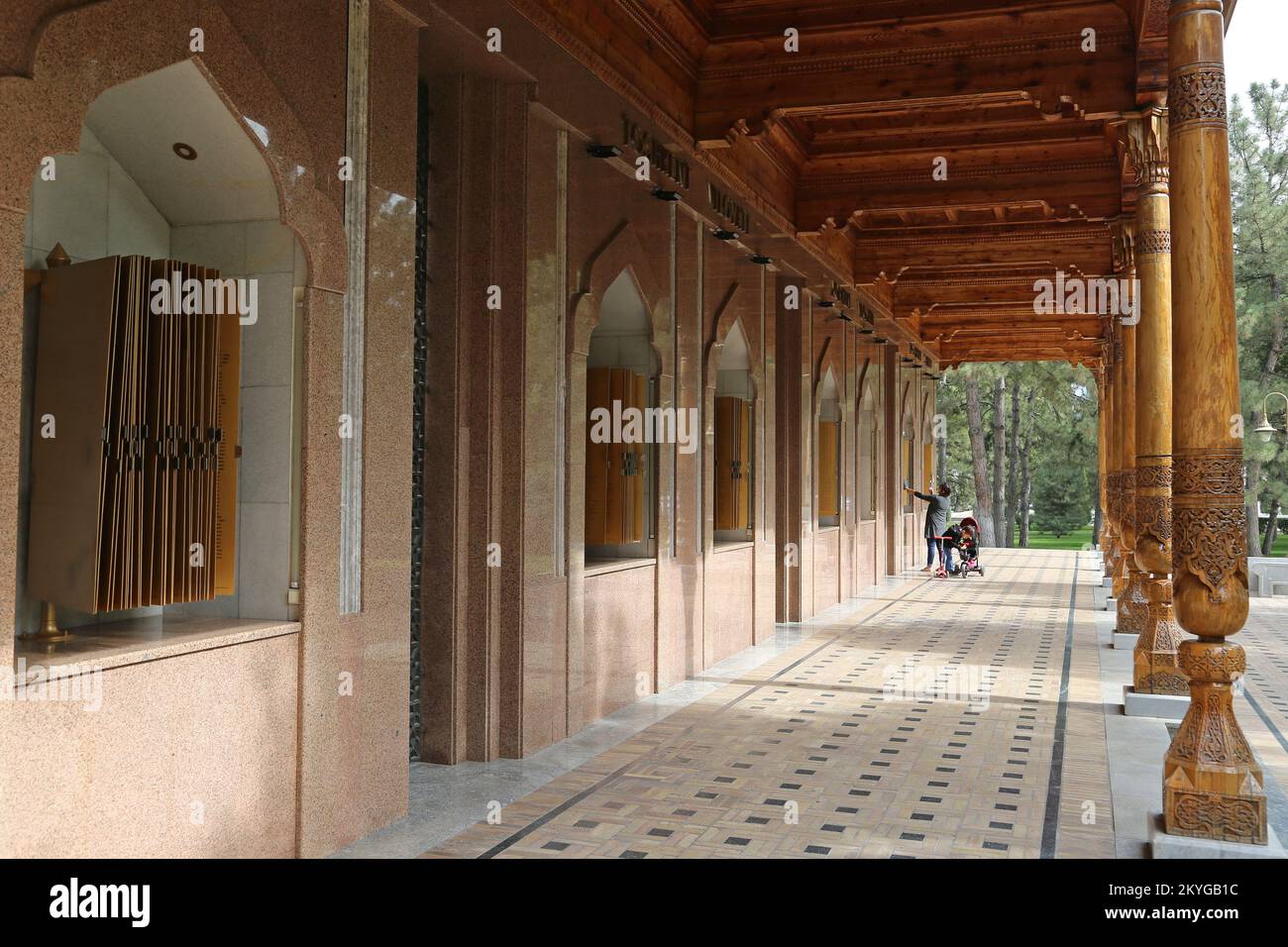 Alley of Memory, Memory Square, Independence Square, Central Tashkent ...