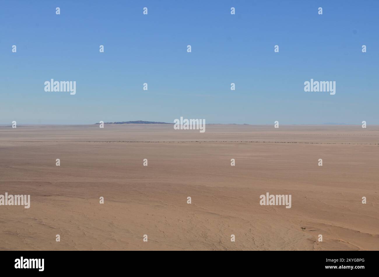 mirabib lonely scenic Granit Rock in the Desert Panorama sunrise Stock ...