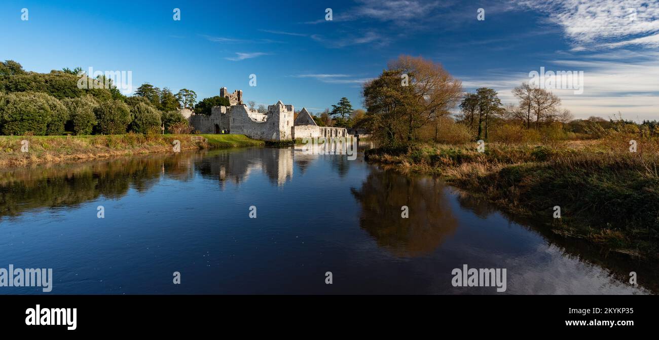 Desmond castle hi-res stock photography and images - Alamy