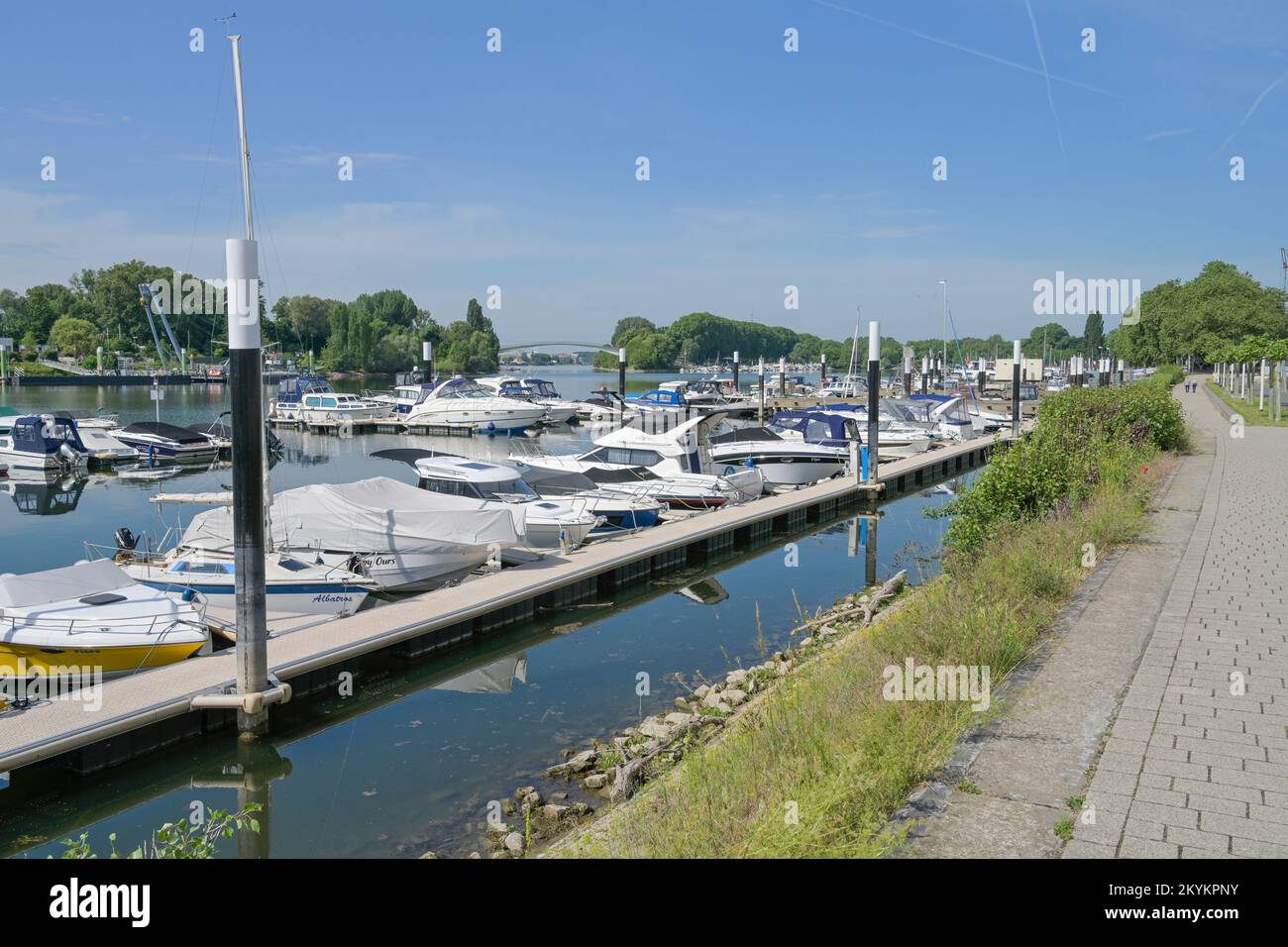 Marina, Boote, Hafen, Schierstein, Wiesbaden, Hessen, Deutschland Stock ...