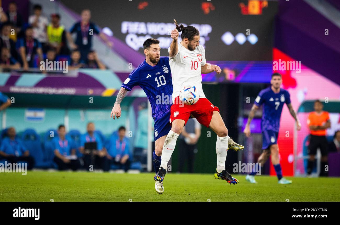 Doha, Qatar. 30th Nov, 2022. Grzegorz Krychowiak (Polen), Lionel Messi ...
