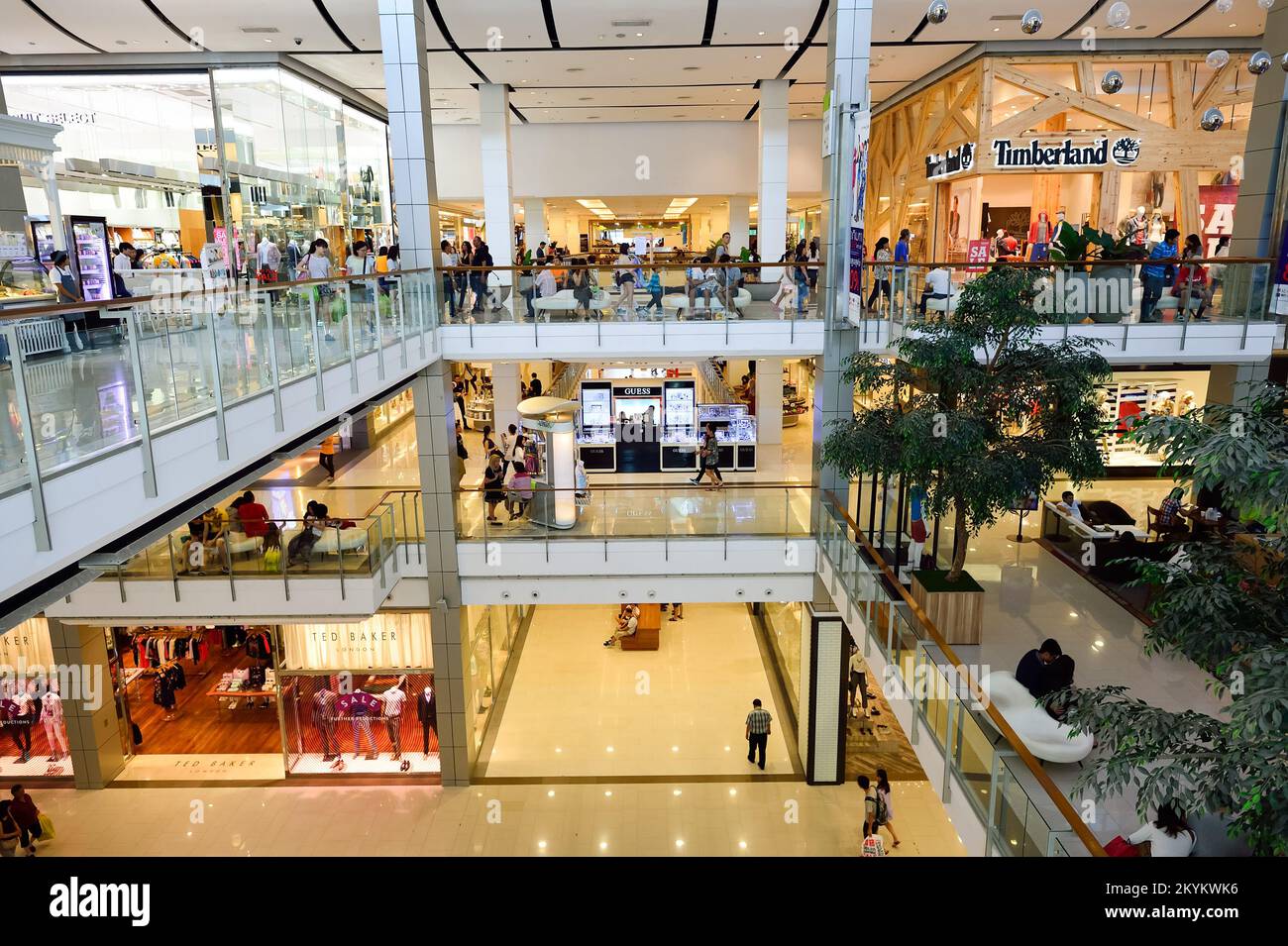 BANGKOK, THAILAND - JUNE 21, 2015: shopping center interior. Shopping ...