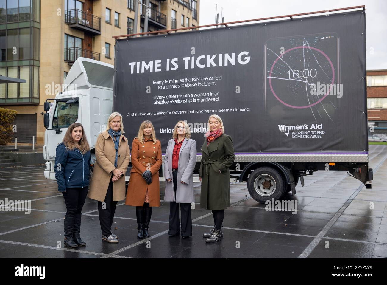 Sarah mcmullan hi-res stock photography and images - Alamy