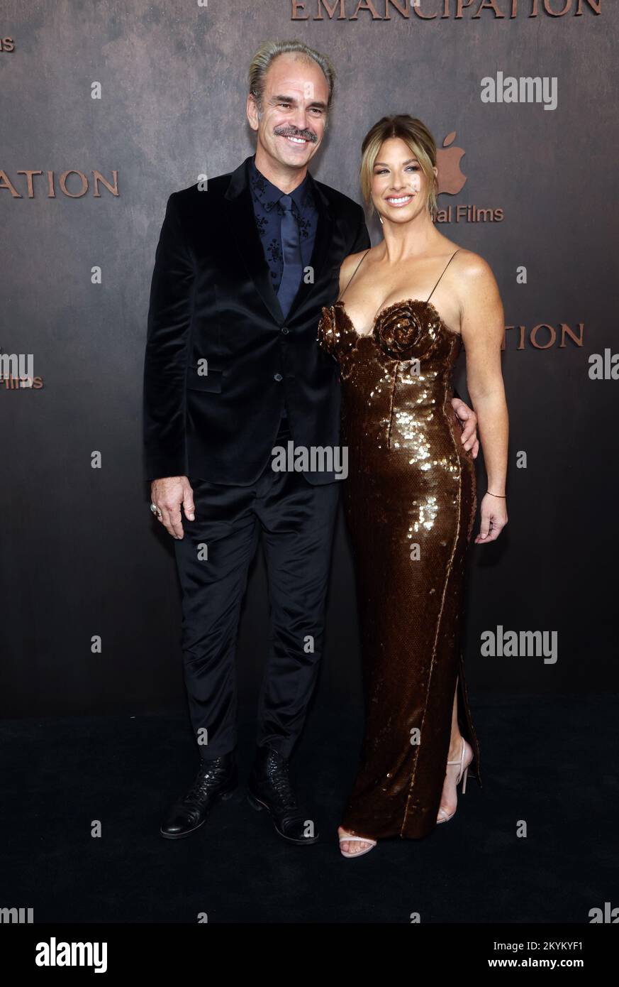 30 November 2022 -Los Angeles, California - Steven Ogg. Apple Film ...