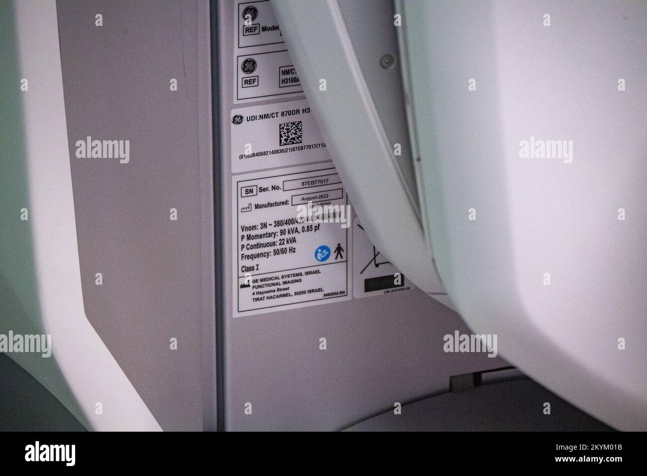 01 December 2022, Mecklenburg-Western Pomerania, Greifswald: An NM/CT ...