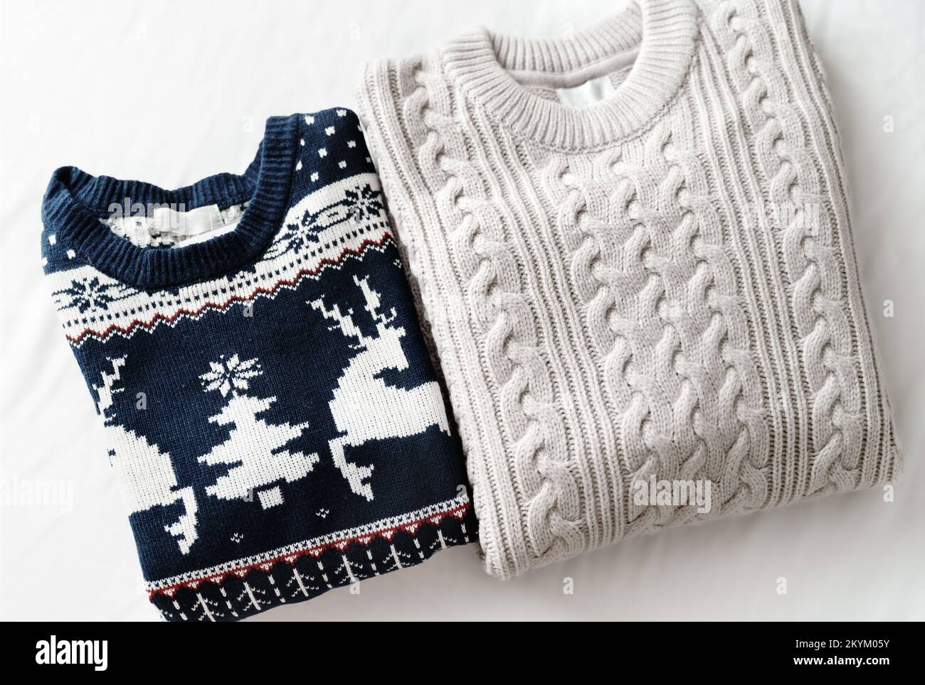 Ugly christmas sweater pattern hi-res stock photography and images - Alamy