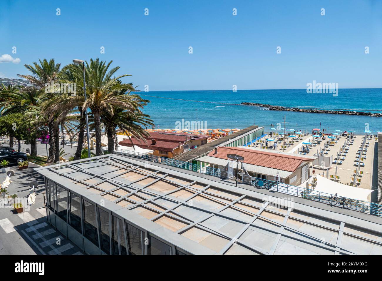 The beach of Sanremo Stock Photo - Alamy