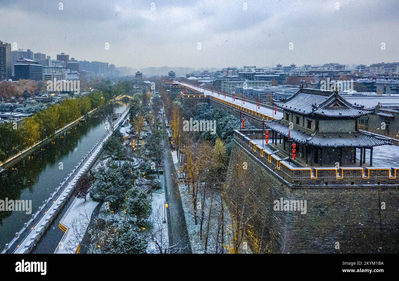 Aerial photos show the city snow views of Xi'an City, northwest China's ...