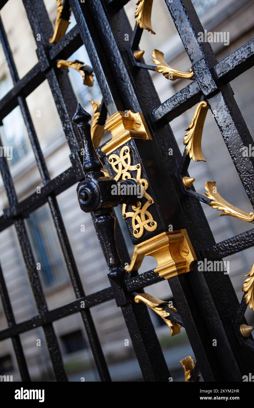Wrought iron gate lock hi-res stock photography and images - Alamy