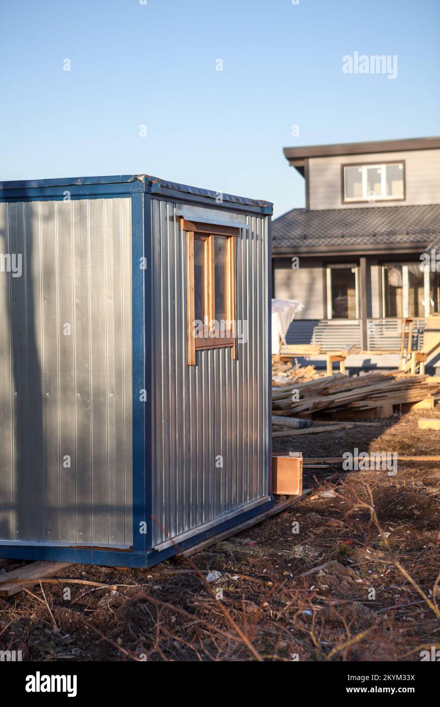 Change house hi-res stock photography and images - Alamy