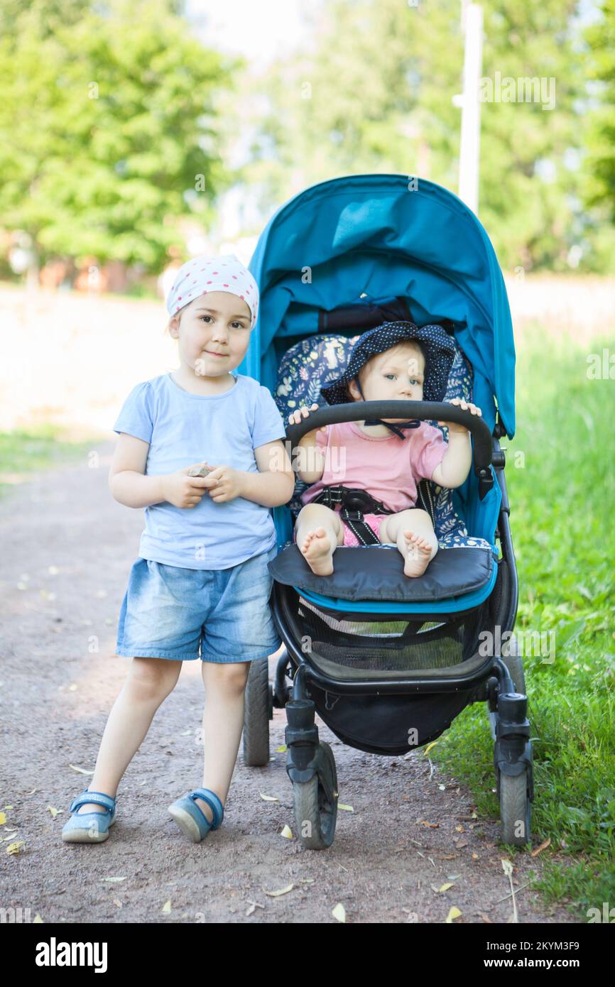 Children different ages together hi-res stock photography and images ...