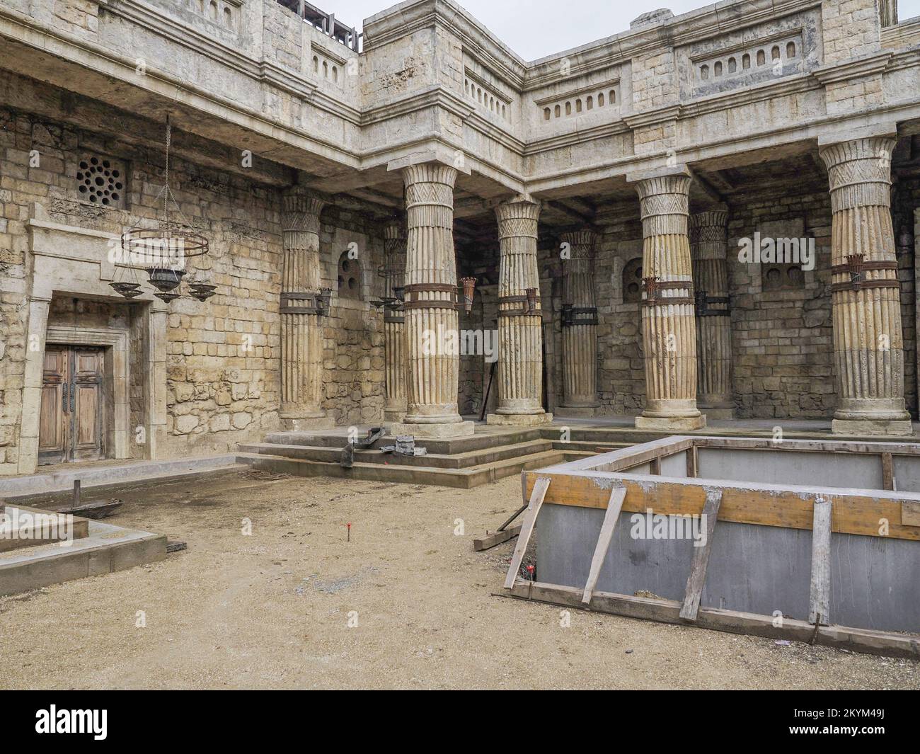 Entrance of cinecittà hi-res stock photography and images - Alamy