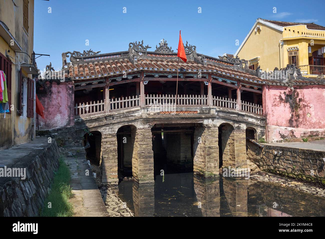 Chua Cau Temple Bridge (Japanese Covered Bridge) in the historic old ...