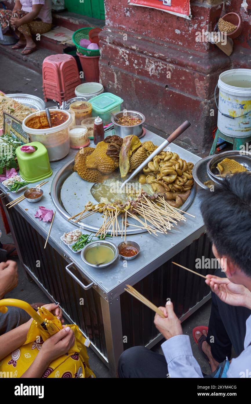 Coffee stall cart hi-res stock photography and images - Alamy