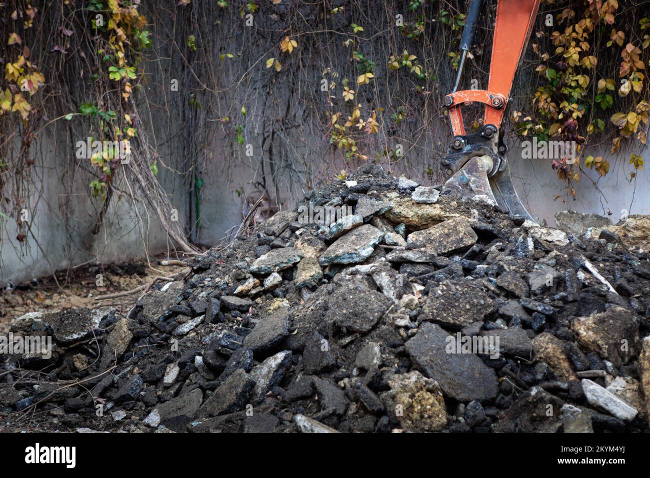 Rubble work hi-res stock photography and images - Alamy