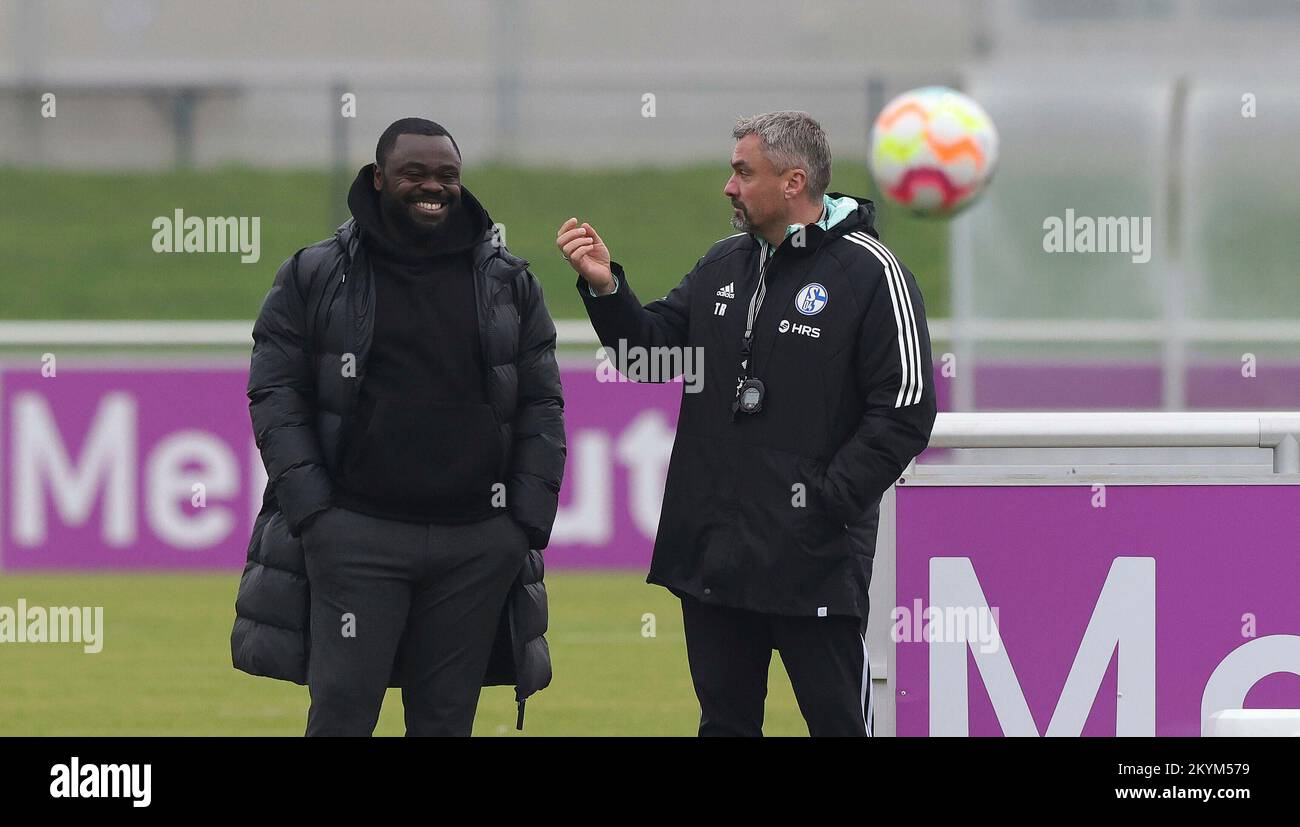 Gelsenkirchen, Deutschland. 01st Dec, 2022. firo : December 1st, 2022 ...