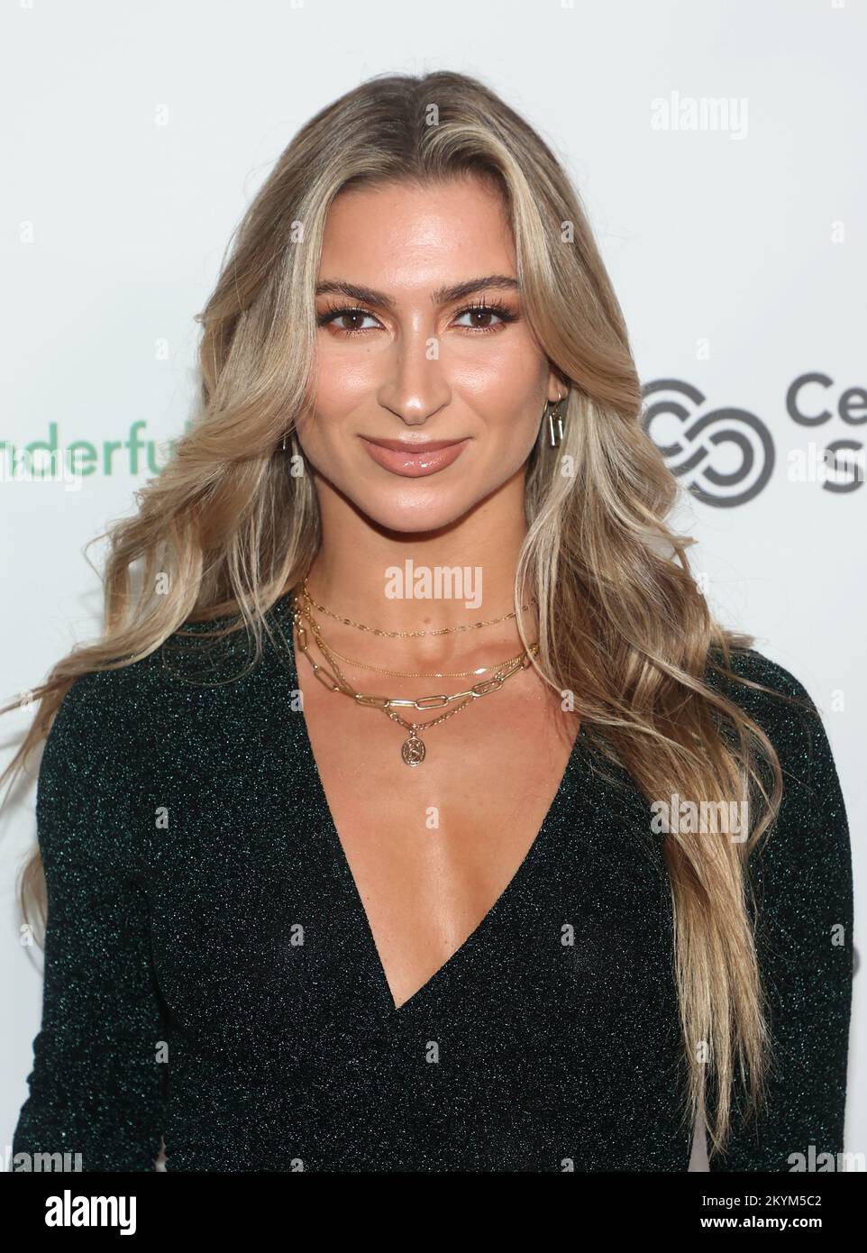 Beverly Hills, Ca. 30th Nov, 2022. Daniella Karagach at the WomenÕs ...