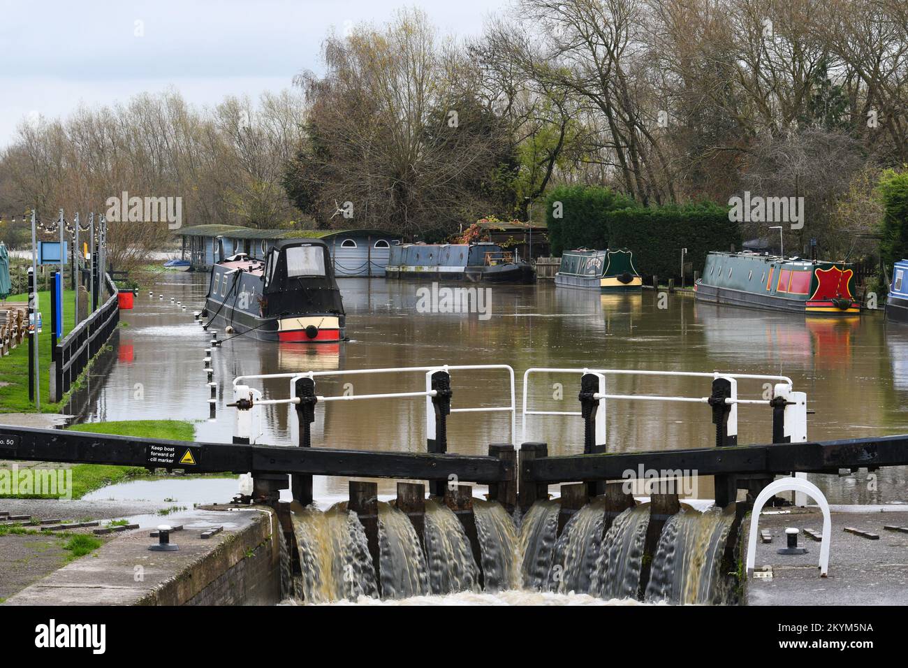 flooding on the river soar in mountsorrel leicestershire Stock Photo ...