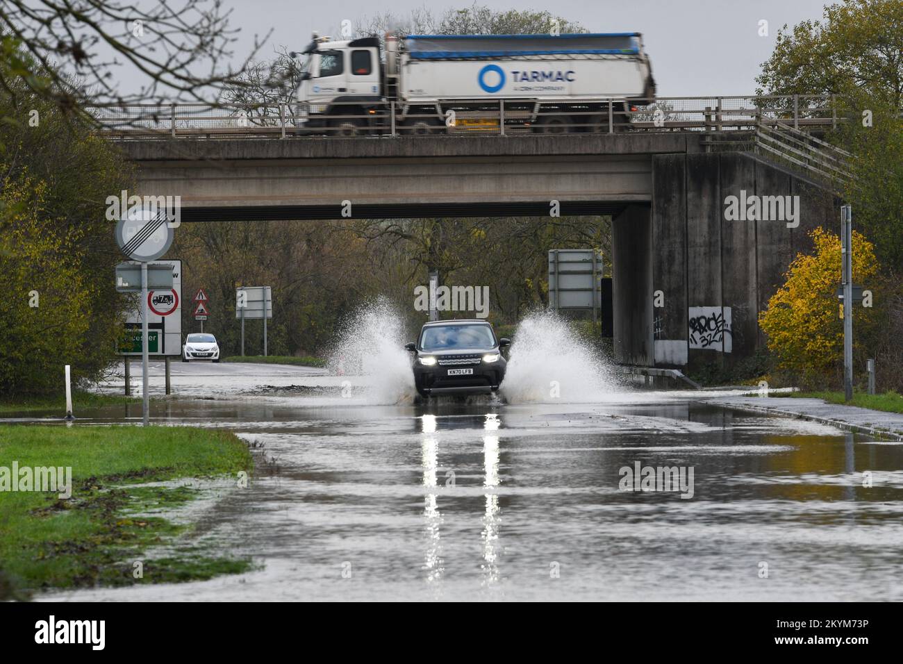 flooding from the river soar on sileby road mountsorrel leicestershire ...