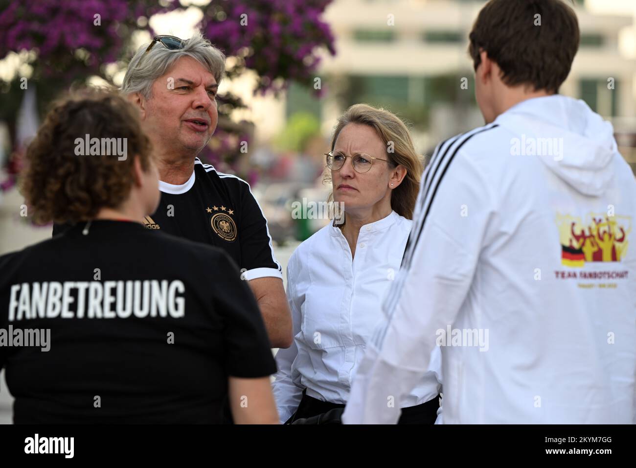 Doha, Qatar. 01st Dec, 2022. Ronny Zimmermann (l), Vice President of ...