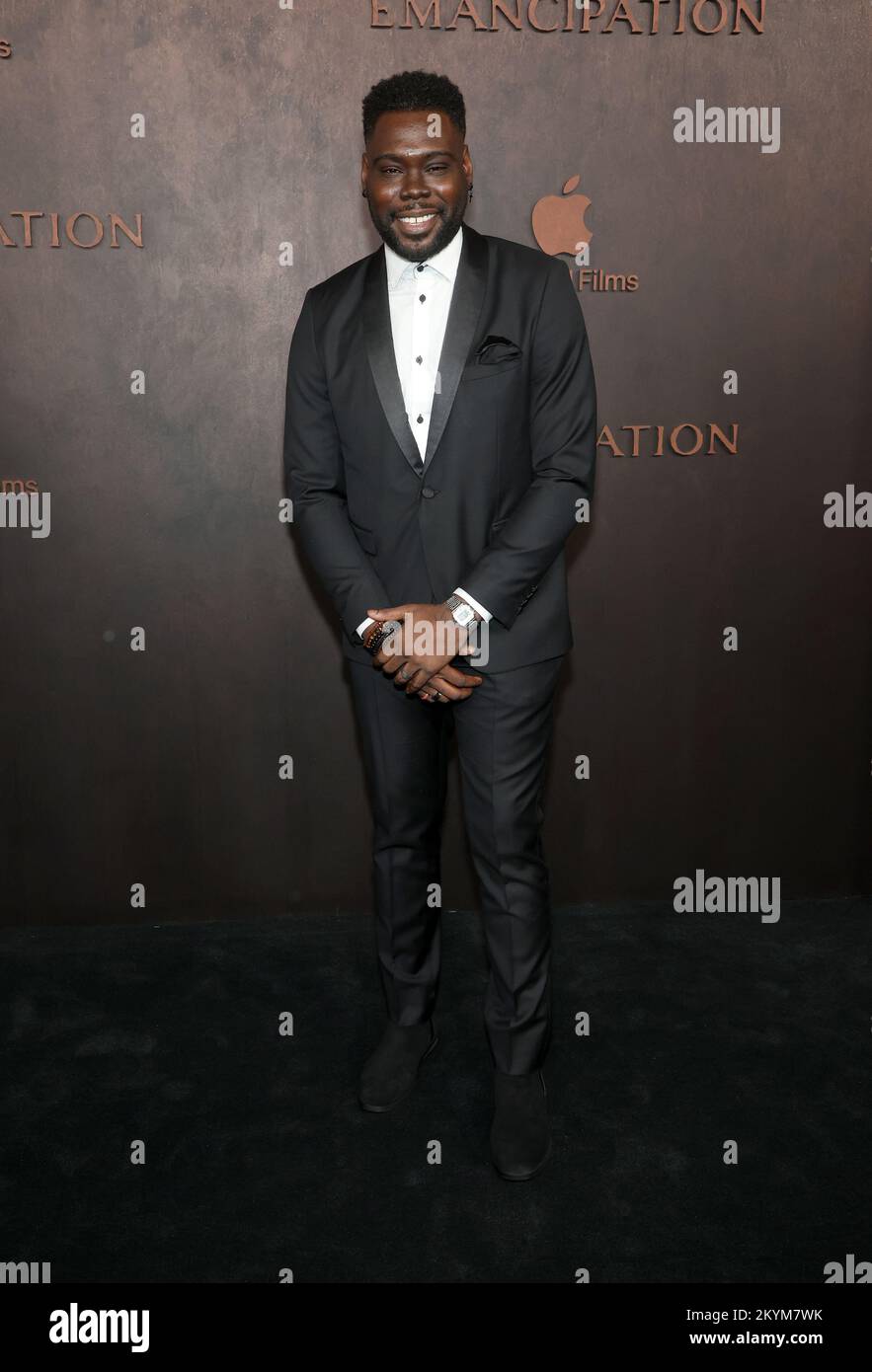 Los Angeles, Ca. 30th Nov, 2022. Donald Paul at the Apple Film premiere ...