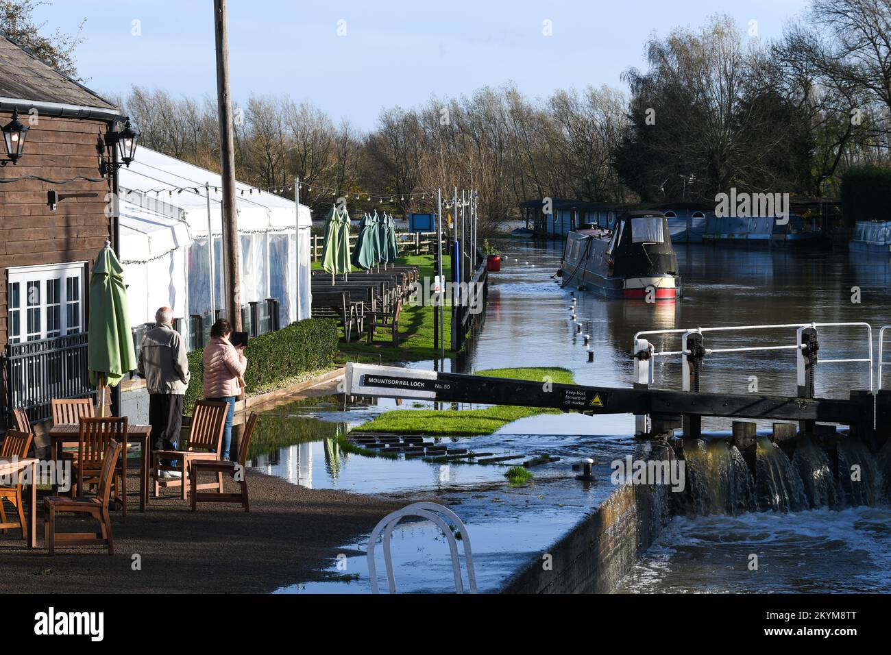 flooding on the river soar in mountsorrel leicestershire Stock Photo ...