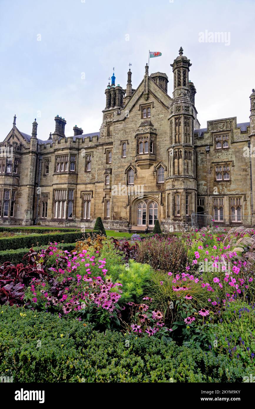 Gothic style Victorian mansion house. Tudor Gothic Mansion elevation ...