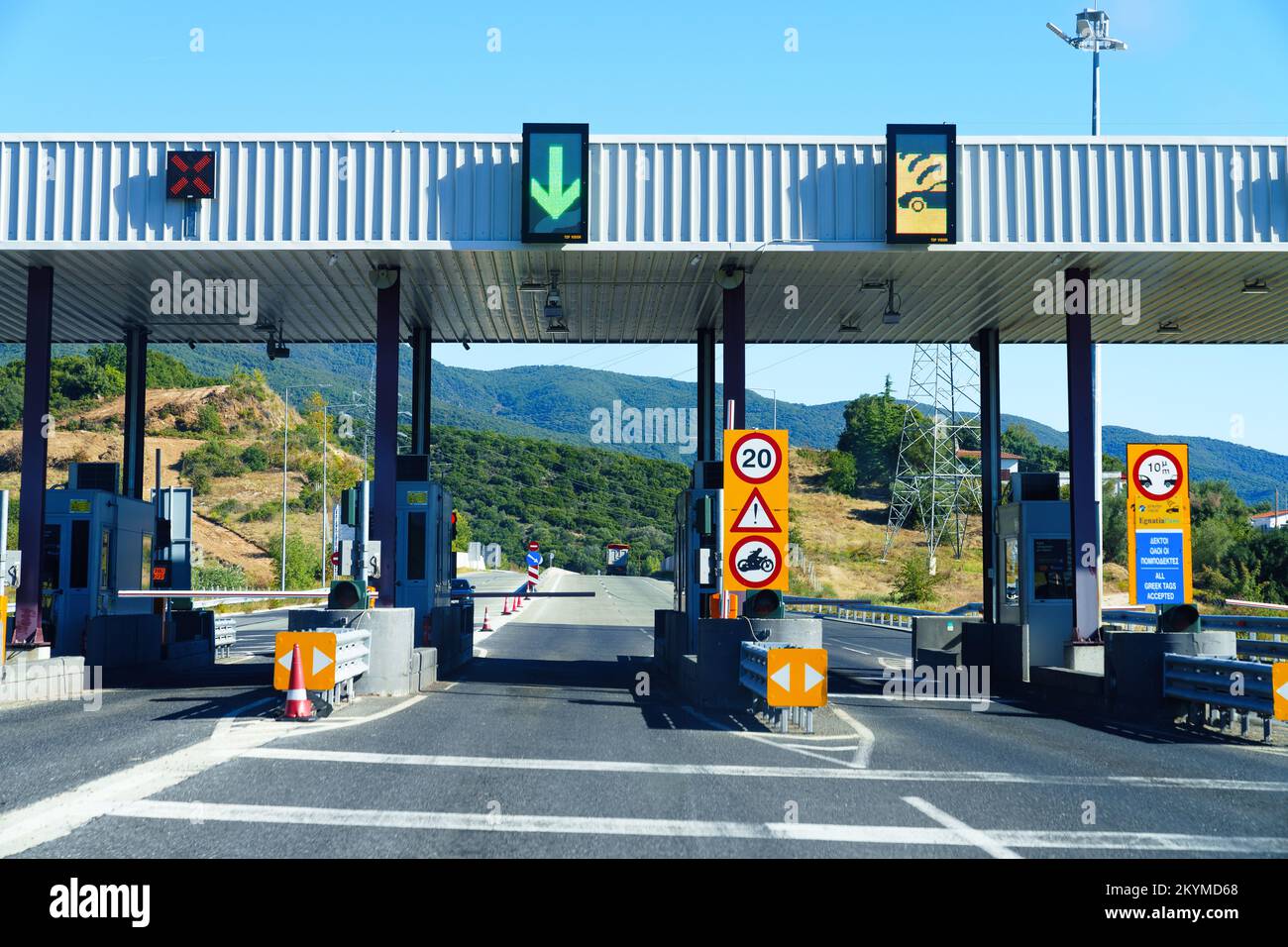 Toll gate sign hi-res stock photography and images - Alamy