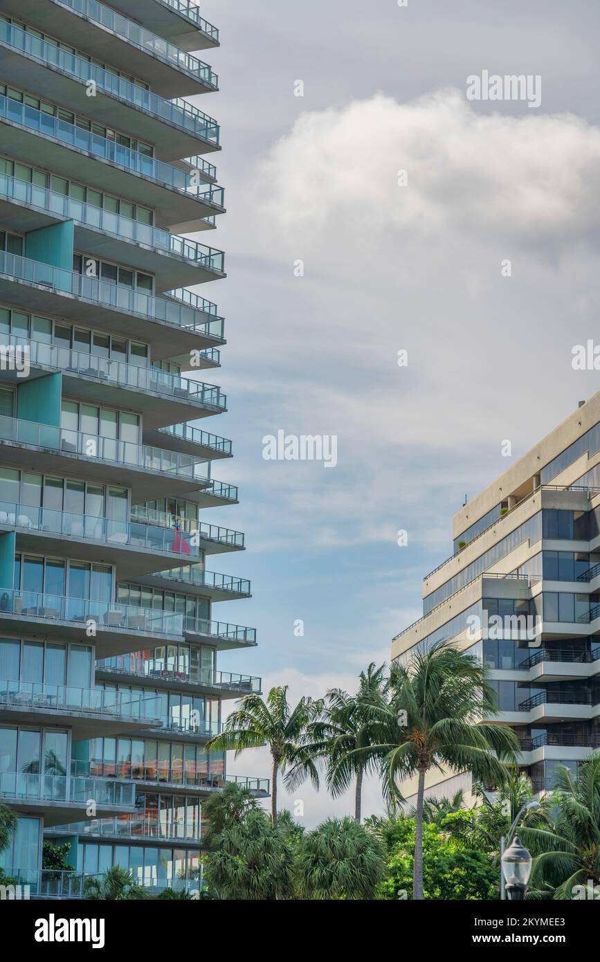 Two modern buildings with pastel sky background at Miami, Florida ...