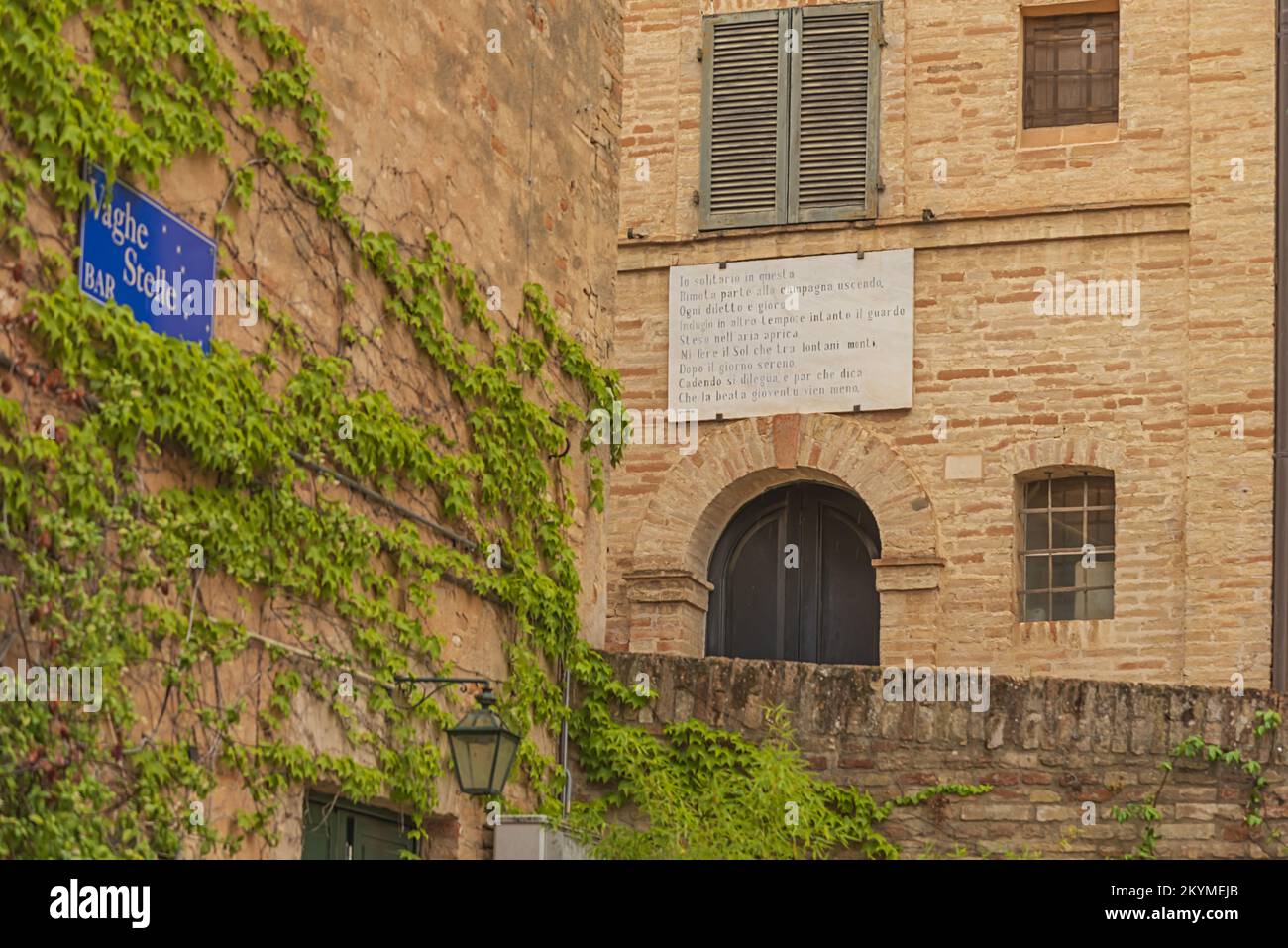 recanati piazza del sabato del villaggio palazzo leopardi marche italia ...